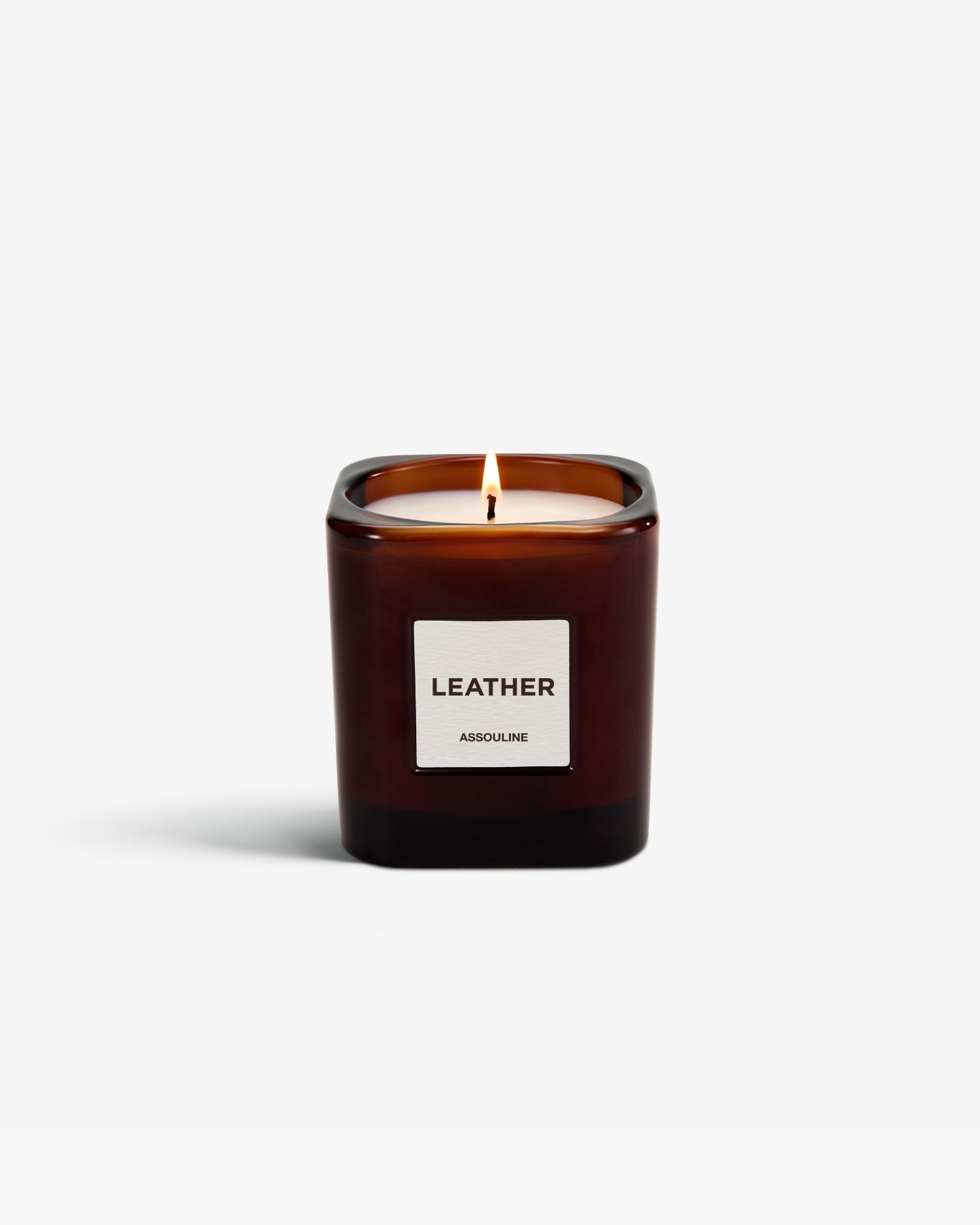 Leather Scented Candle in Amber Glass | ASSOULINE FR